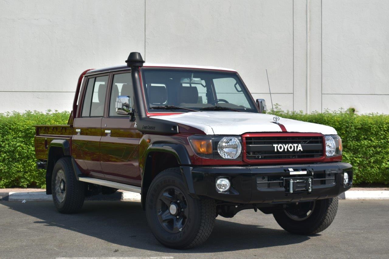 Land Cruiser 79 Pickup 70th Anniversary Edition Sahara Motors