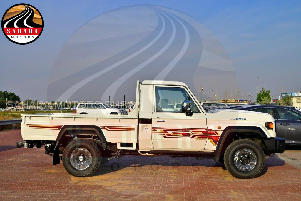 LC 79 Pickup | Toyota Land Cruiser Pickup for Sale Dubai