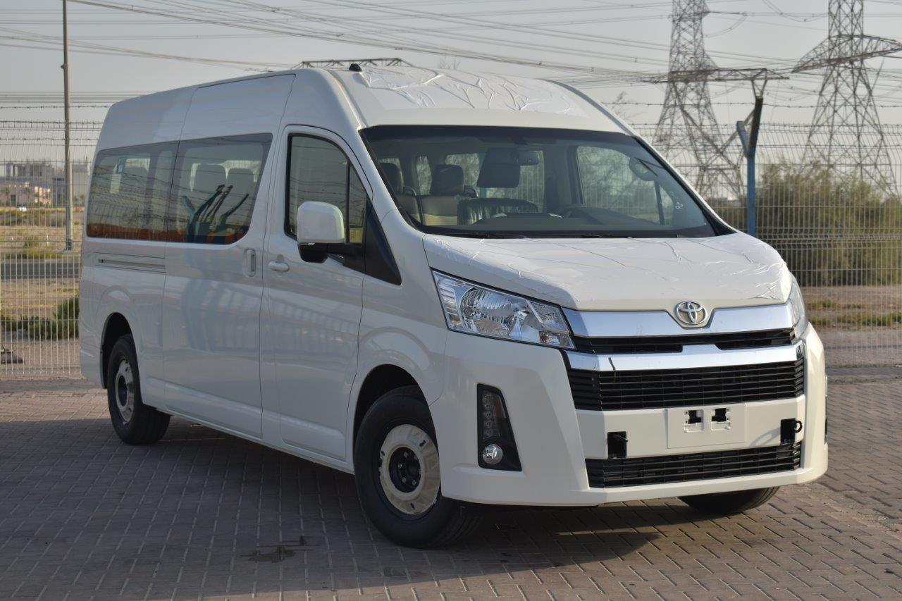 Hiace Bus 2022 Toyota Hiace 13 seater Sahara Motors