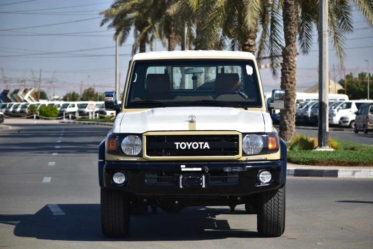 Toyota LandCruiser HardTop LX79 4WD Double Cabin Pickup, 44% OFF